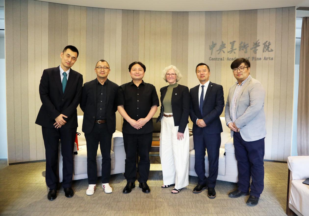 President Lin Mao met with Professor Jennifer Watling, Pro-Vice ...