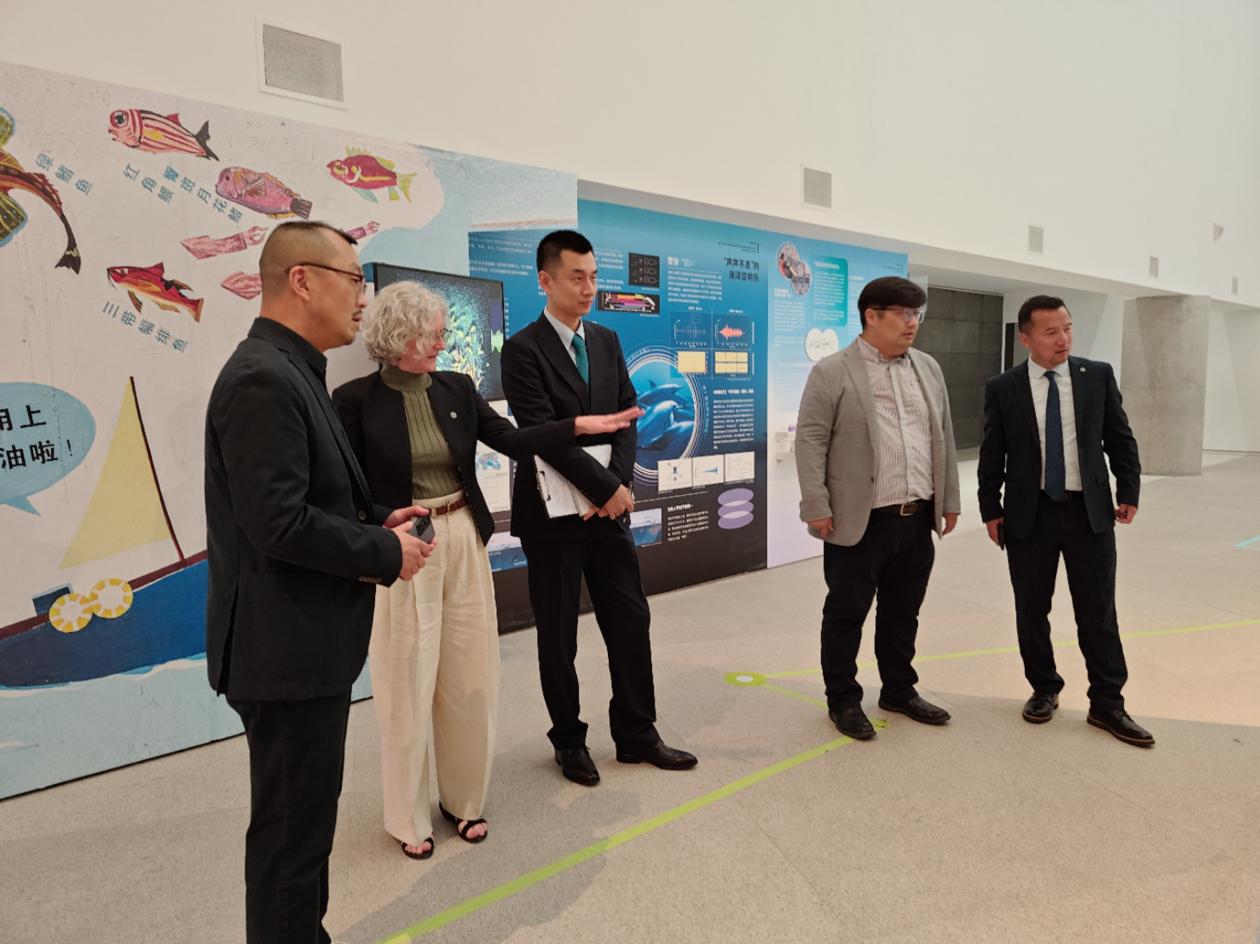 President Lin Mao met with Professor Jennifer Watling, Pro-Vice ...